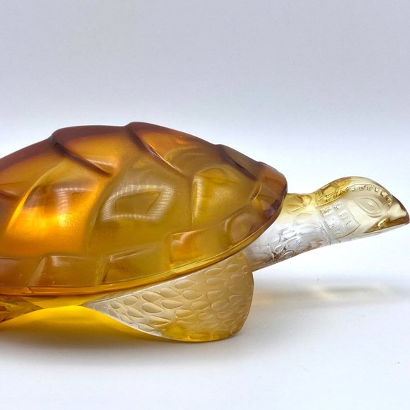 Lalique | Art | Caroline Turtleamber Figurines Paperweights By Lalique ...